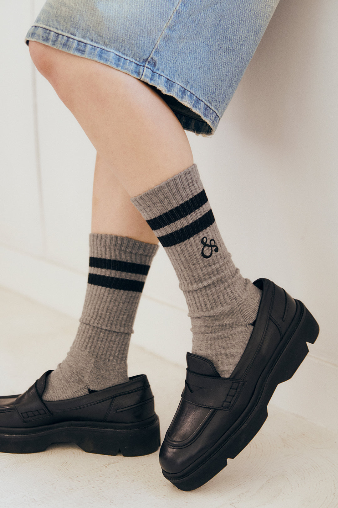 STANDARD SOCKS GRAY